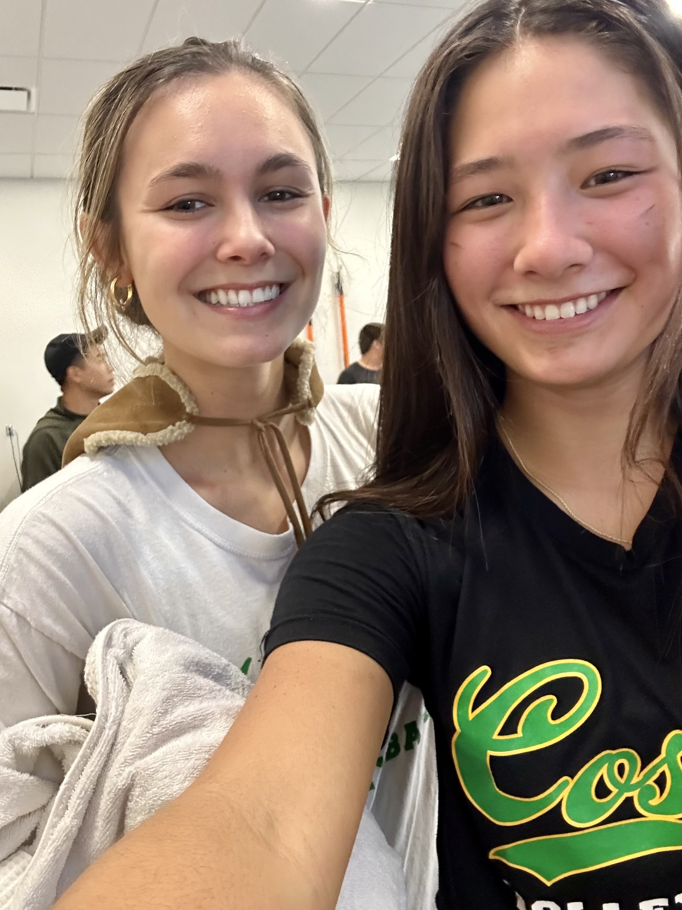 Golden Athlete: Simone Roslon Shares Spotlight | Prep Dig