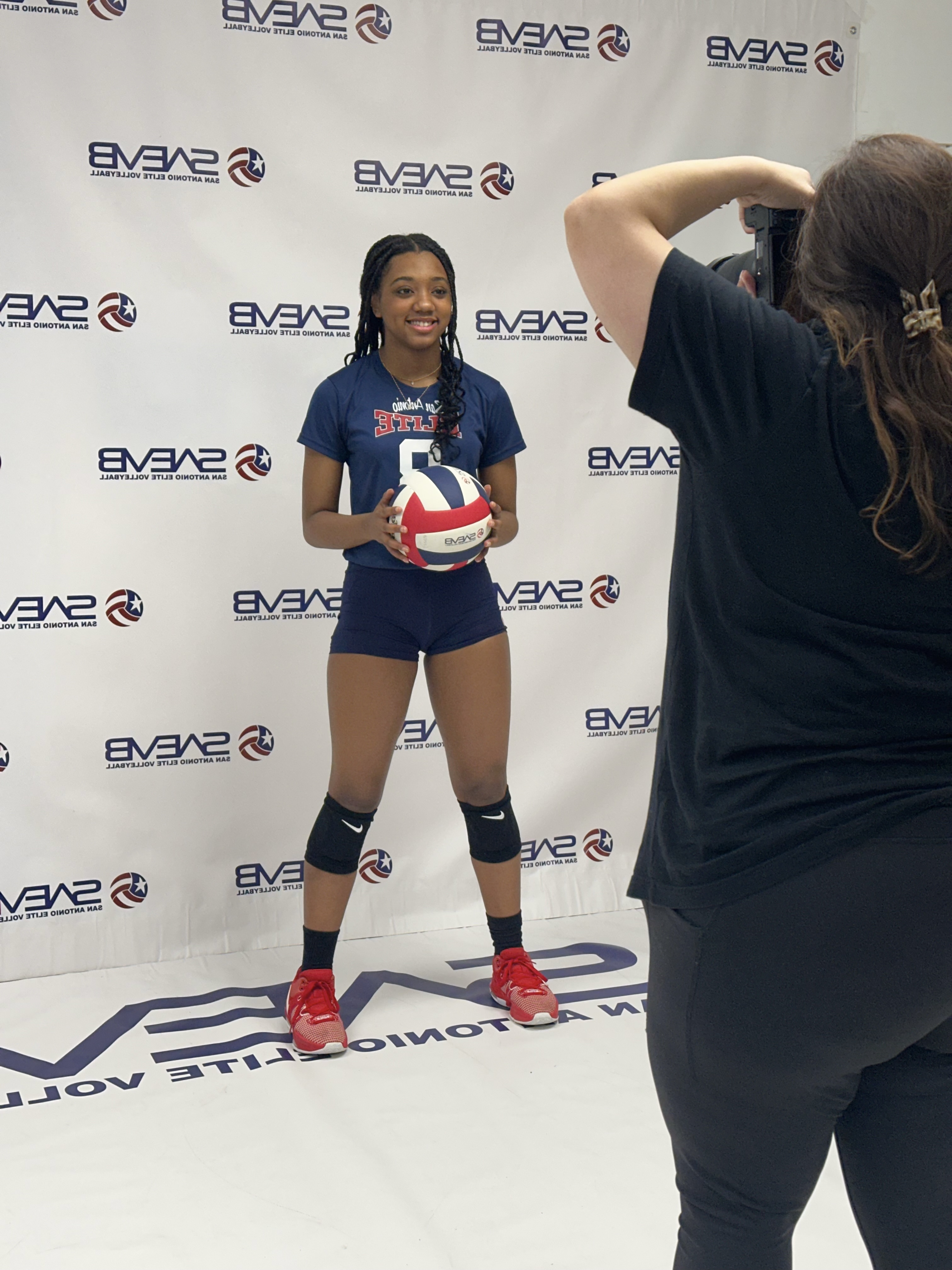 Chloe Hawkins, | Prep Dig