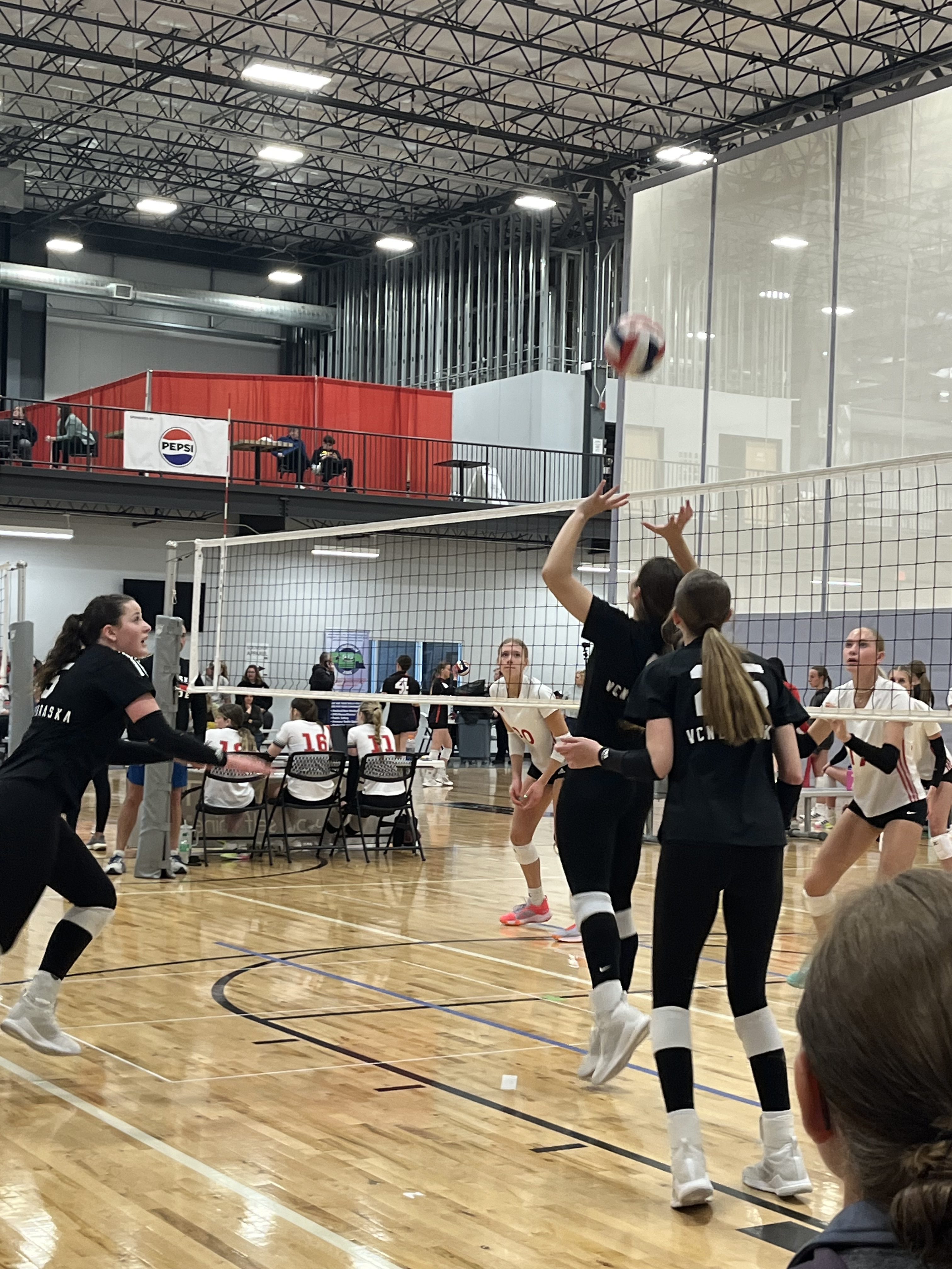 Nebraska's Showdown Standouts in 16's | Prep Dig