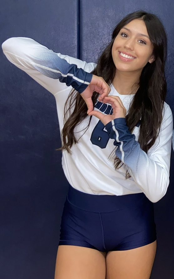 Mia Perez - Prep Dig