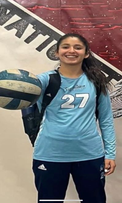 Eva Hernandez - Prep Dig